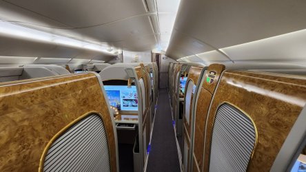 Emirates EK409 Melb - DXB F | Australian Frequent Flyer