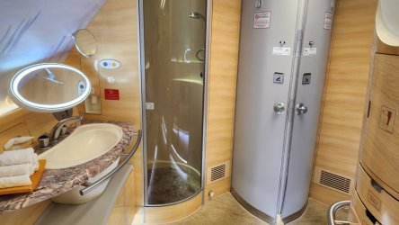 Emirates EK409 Melb - DXB F | Australian Frequent Flyer