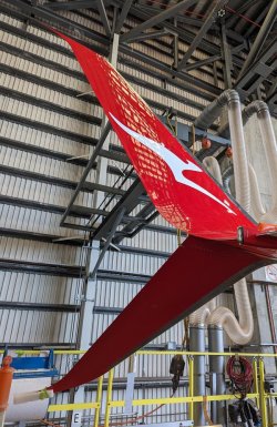 Qantas Starts Installing Split Scimitar Winglets | Australian Frequent ...